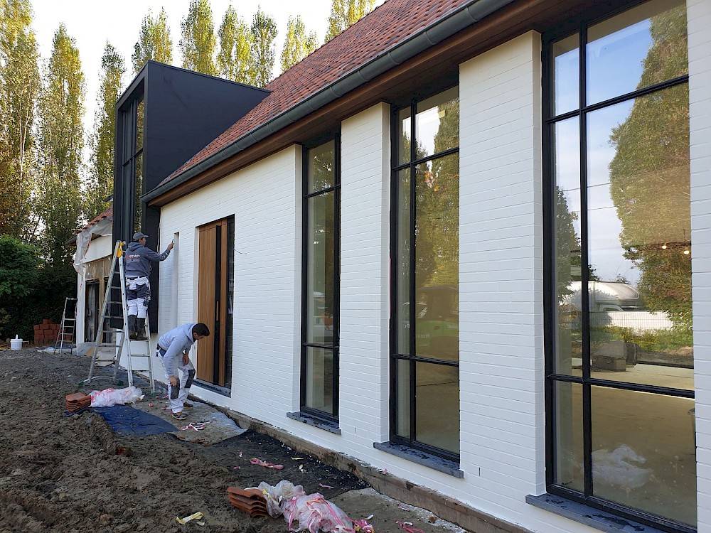 Kaleien gevel van villa te Kortrijk - SDAD bv